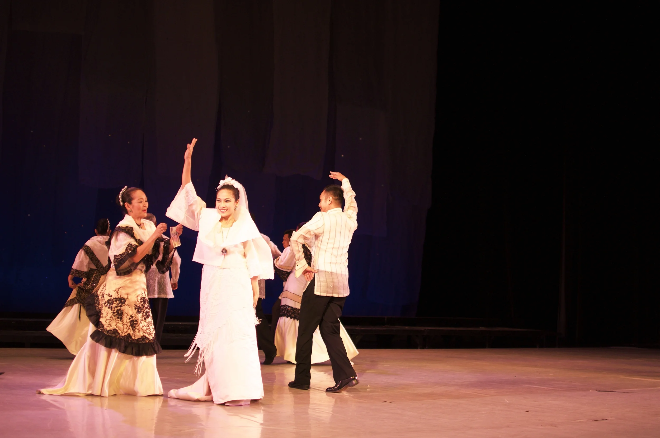 Philippine National Dance Carinosa