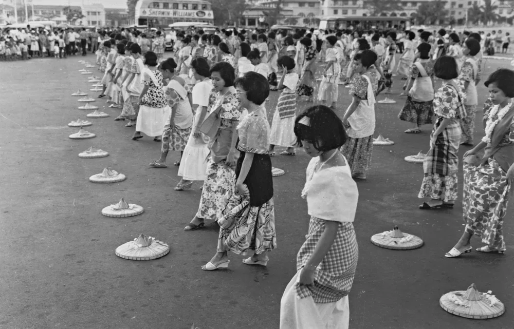 History — Philippine Baranggay Folk Dance Troupe