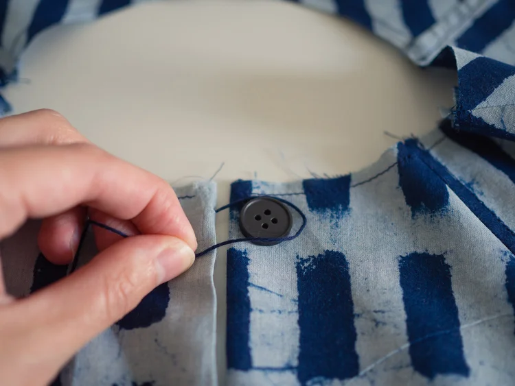 How to sew a hand-stitched button loop — In the Folds