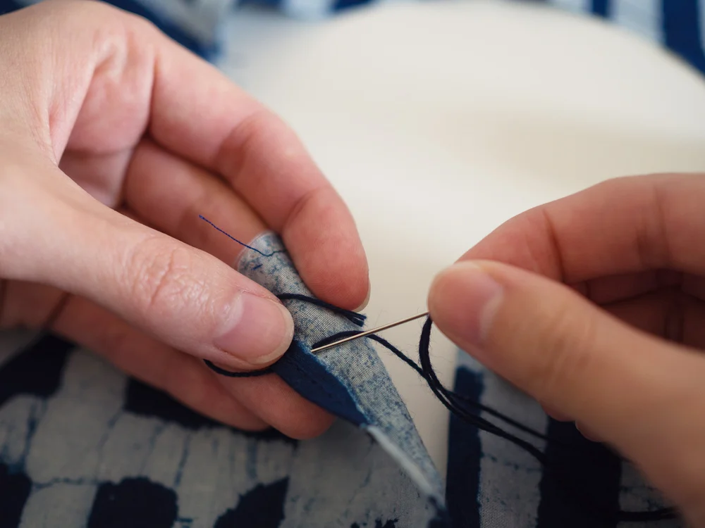 How to sew a hand-stitched button loop — In the Folds