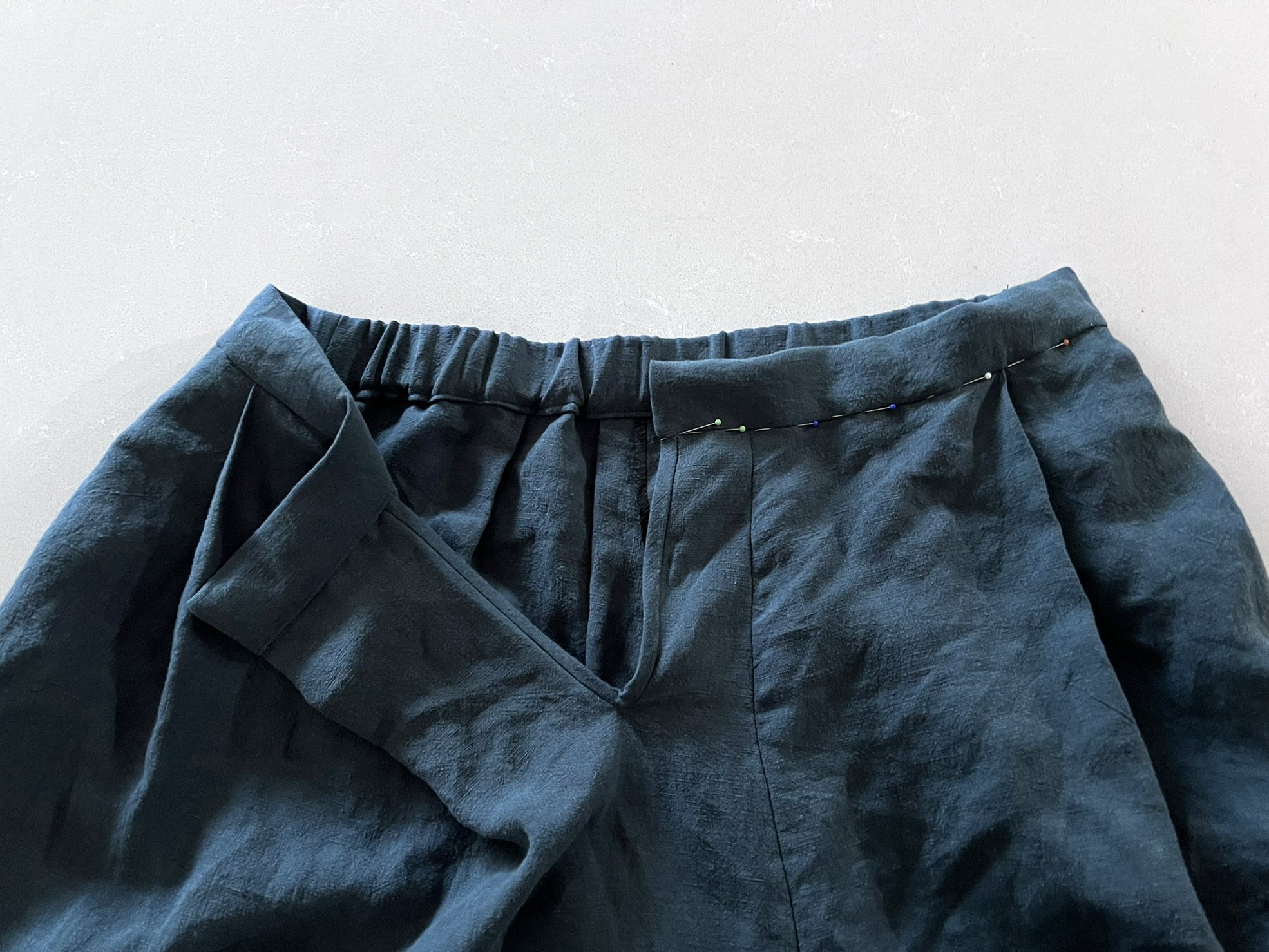 How to sew an elastic back waistband — In the Folds