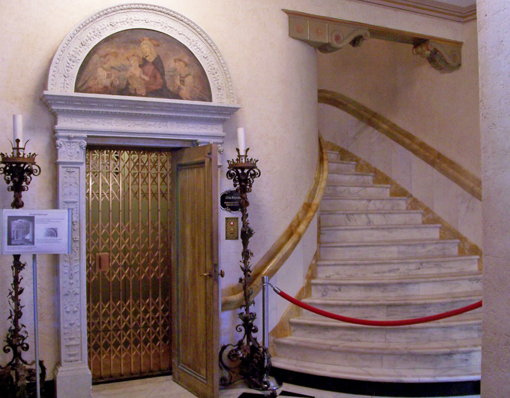Antique Home Elevator