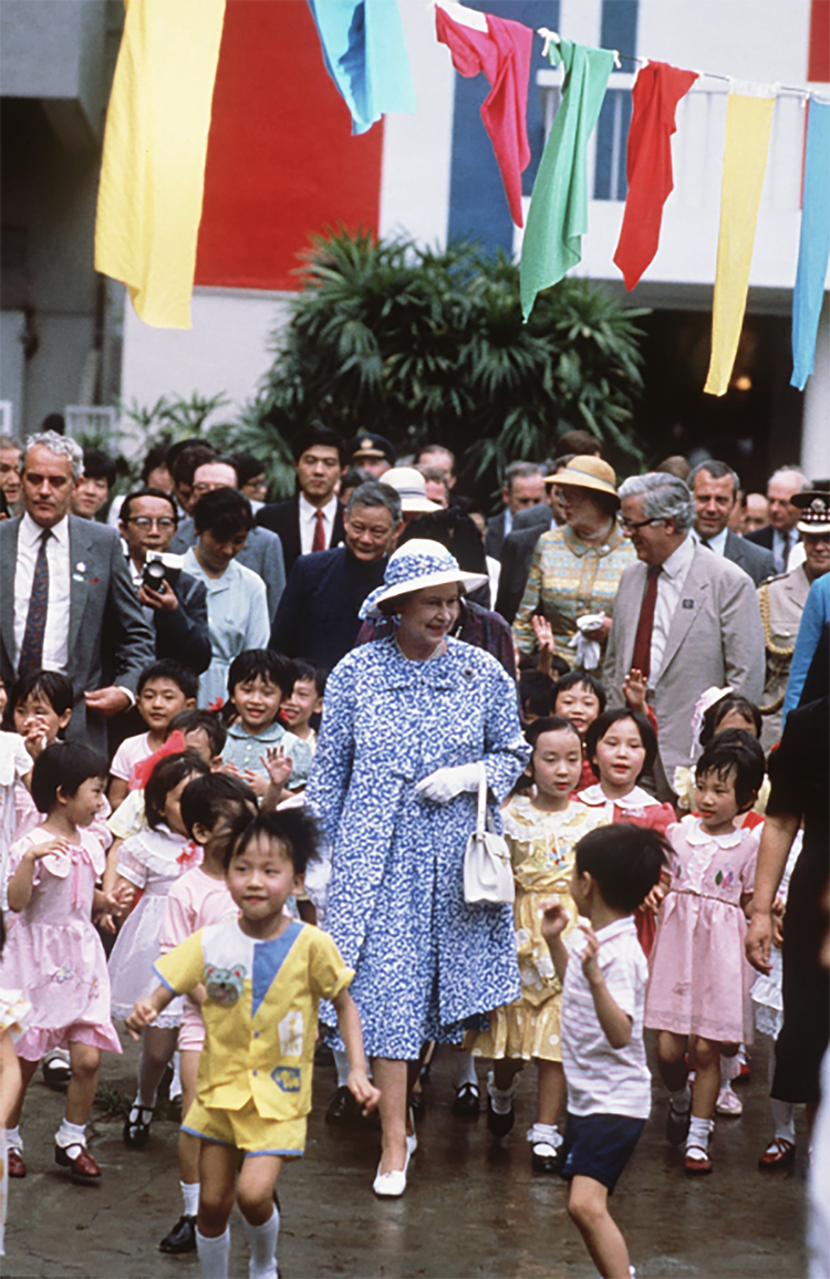 Tribute to Queen Elizabeth II: Moments in Hong Kong & China - Fête Chinoise