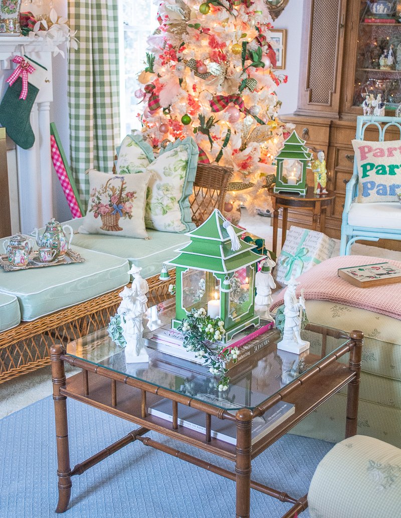 The Fusion of Christmas Moments in Chinese Art & Design - Fête Chinoise