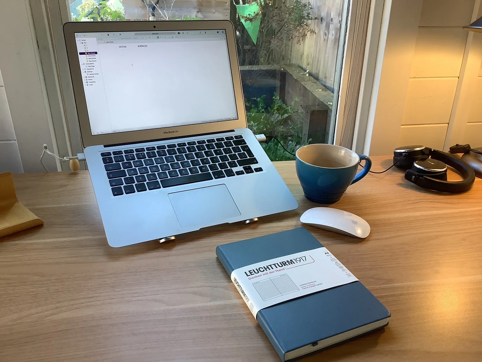 About — BETH FLINTOFF