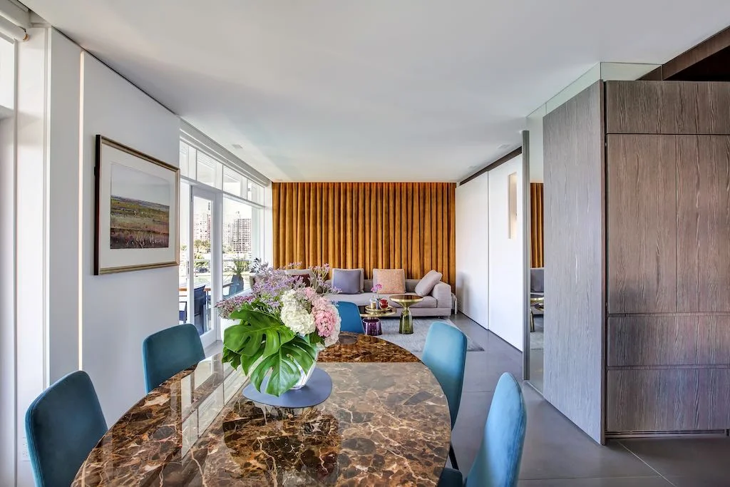 Seamless Construction