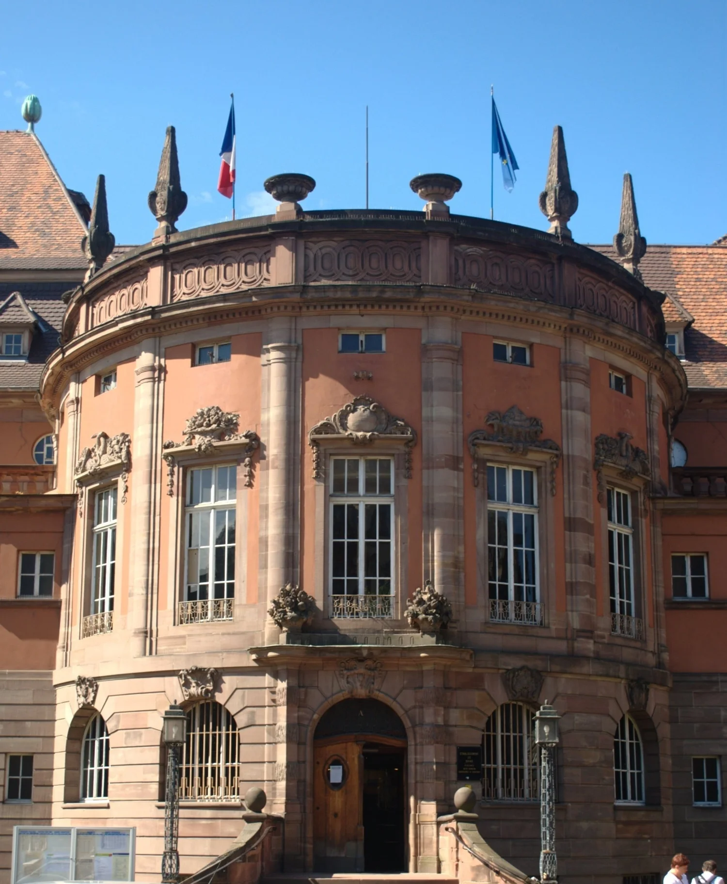 10+ Stops on an Architectural Tour of Strasbourg, France
