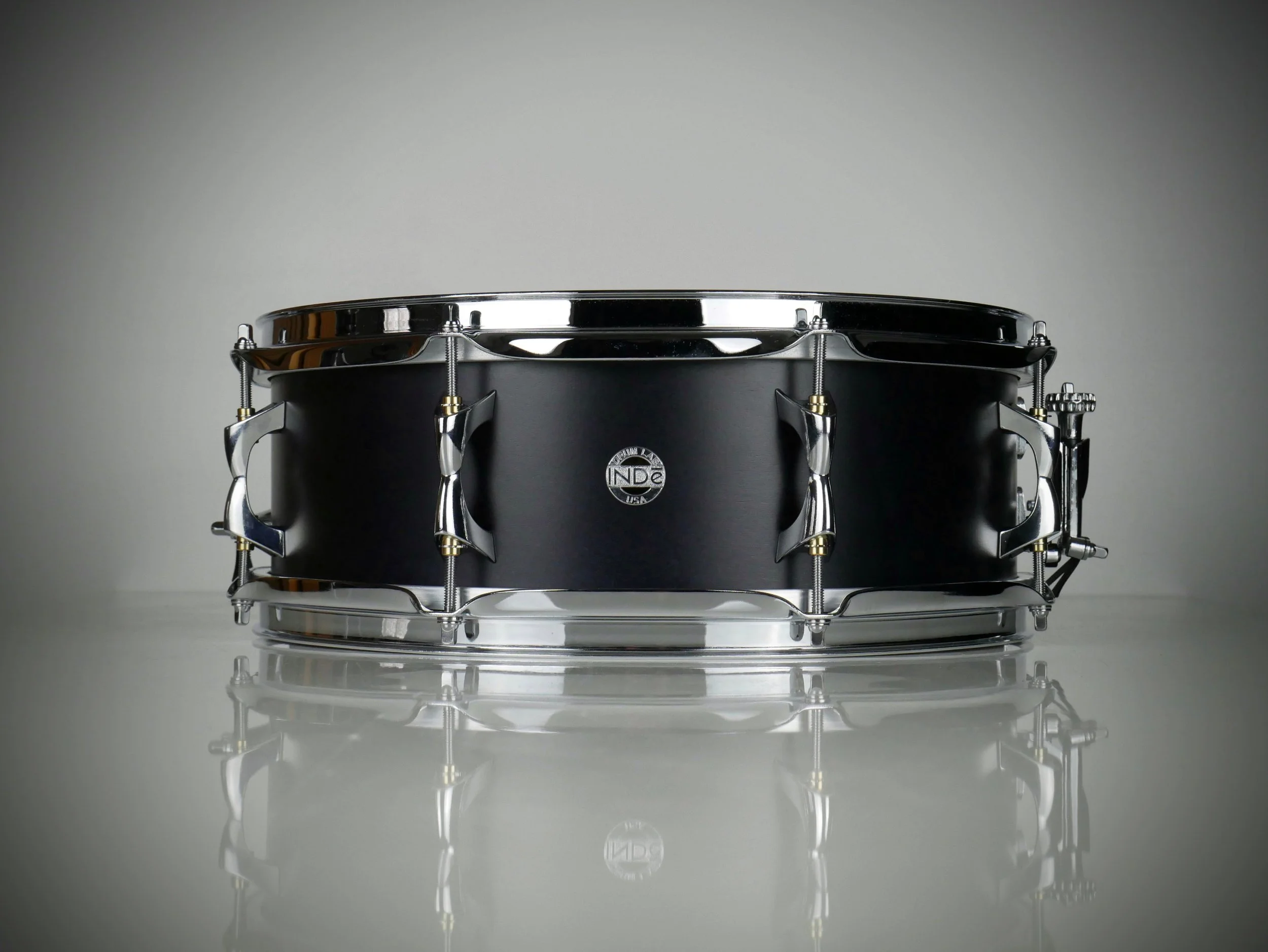 Versatile, snare drums featuring our exclusive Flex-Tuned maple shell ...