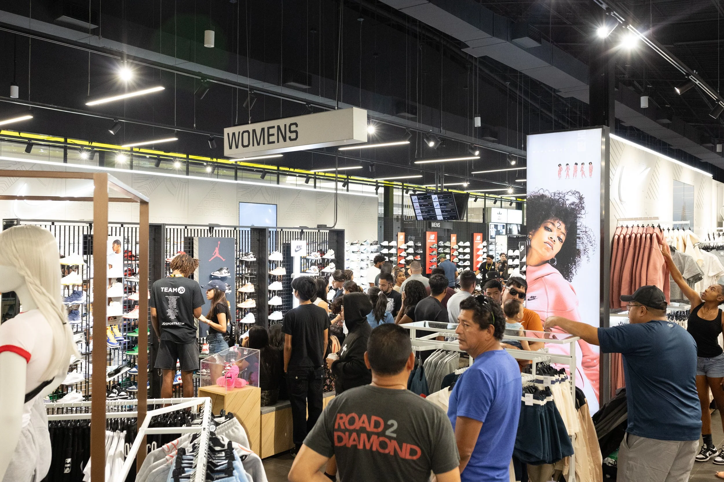 JD Sports Barton Creek Review — CNK Daily (ChicksNKicks)