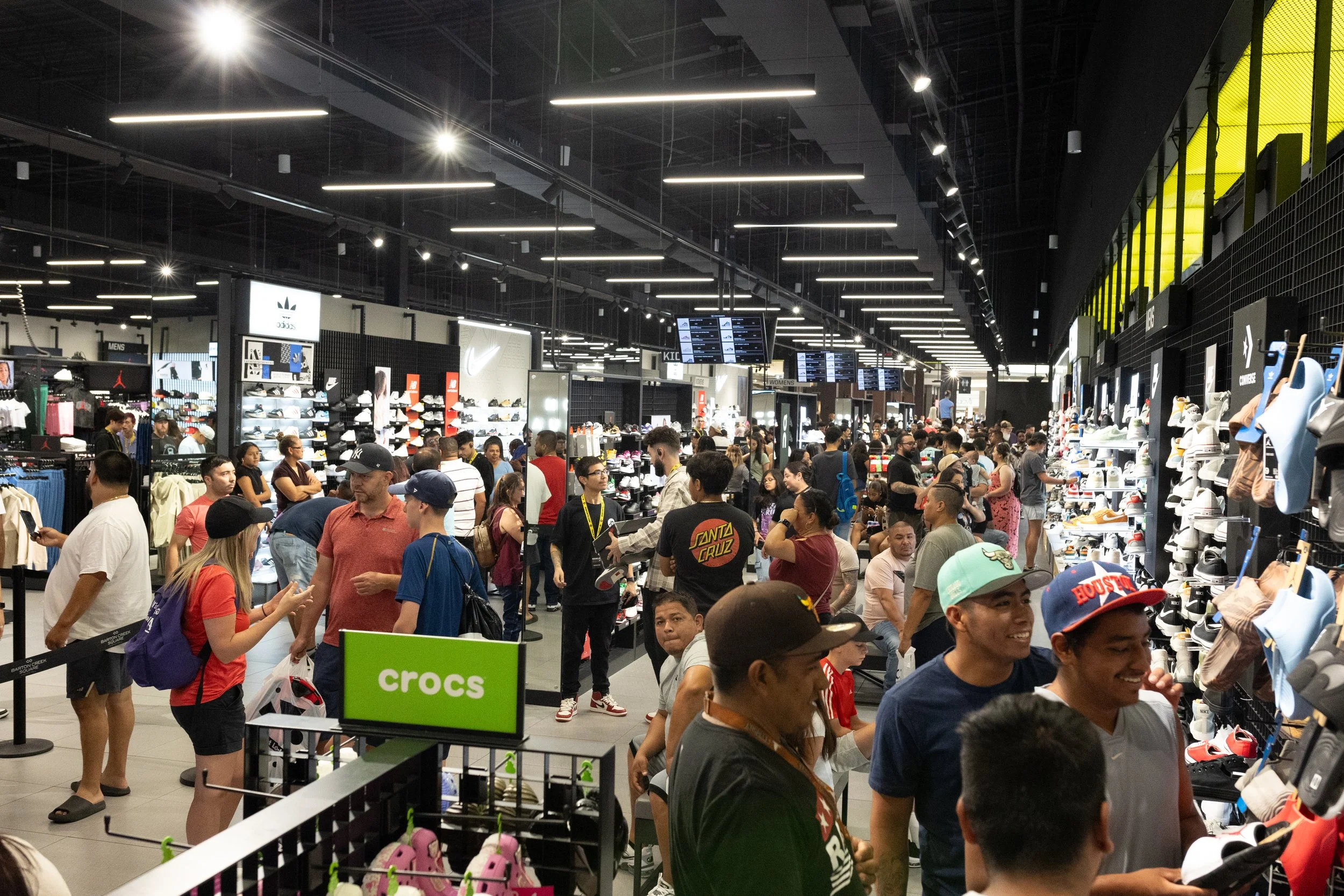 JD Sports Barton Creek Review — CNK Daily (ChicksNKicks)