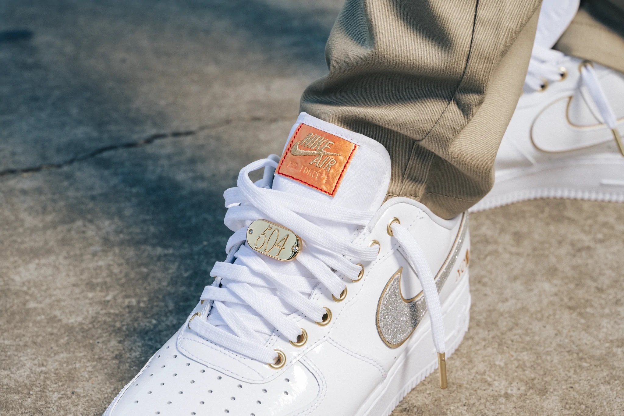 New Orleans Shines In the Spotlight With This NOLA-Themed Air Force 1 ...