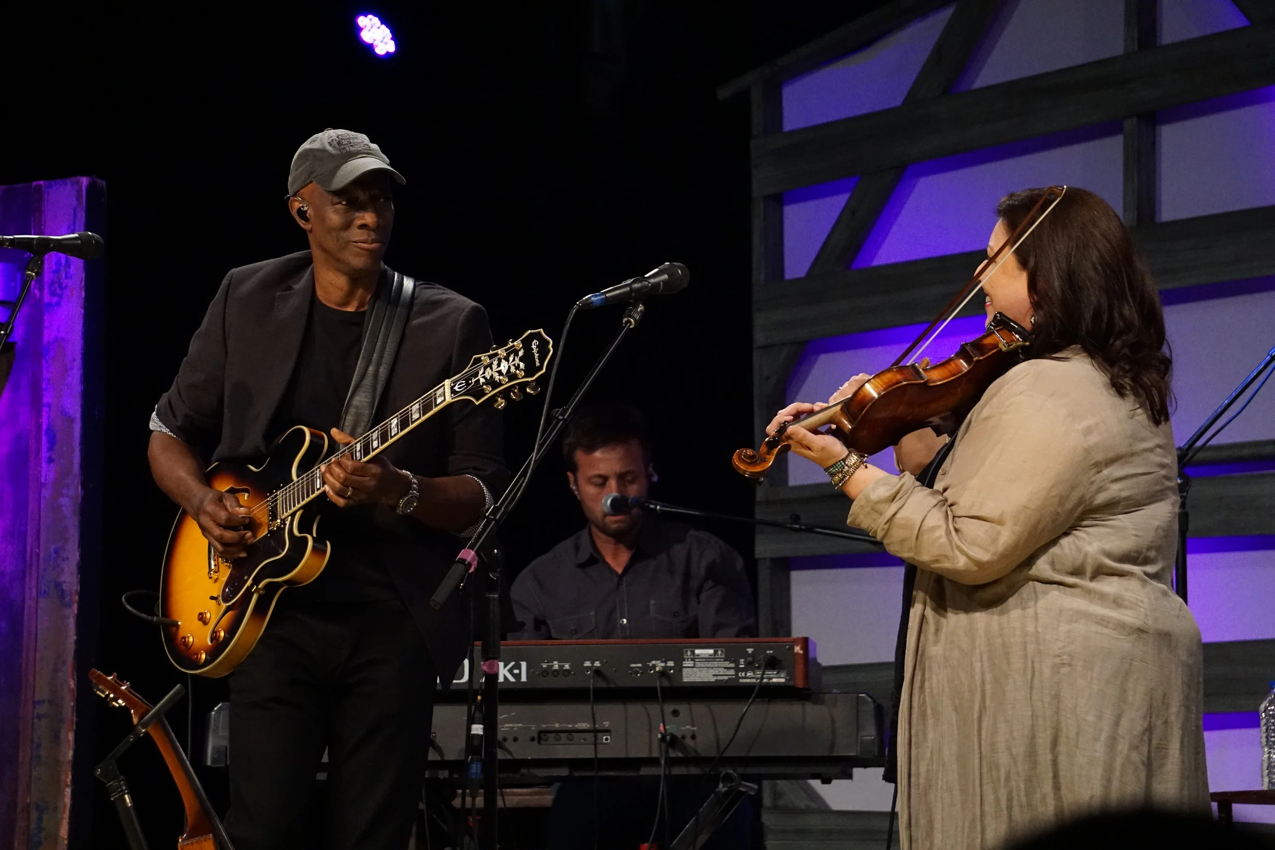 Andrea Zonn, "Rise" Album Preview — Nashville LIVE Music