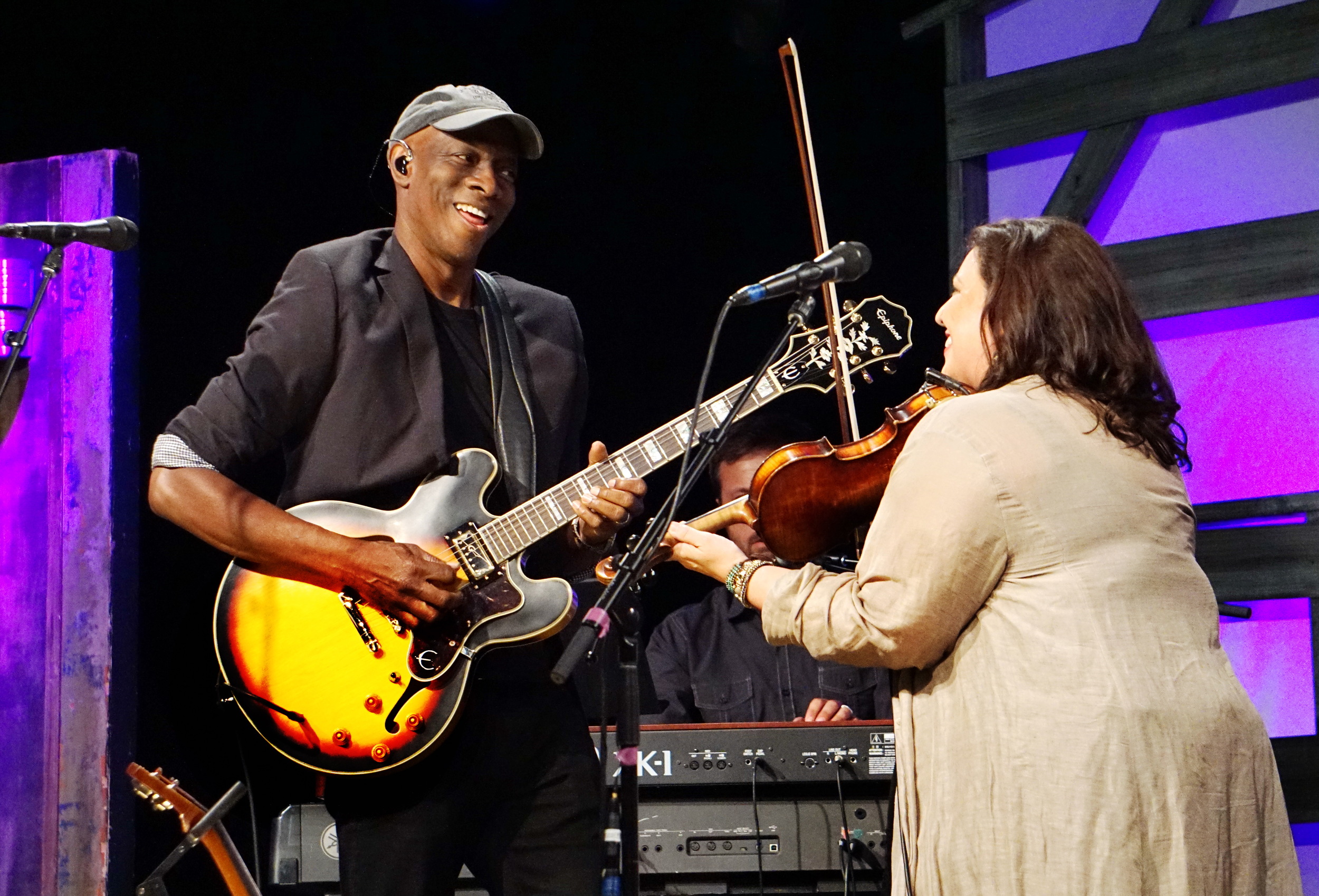 Andrea Zonn, "Rise" Album Preview — Nashville LIVE Music