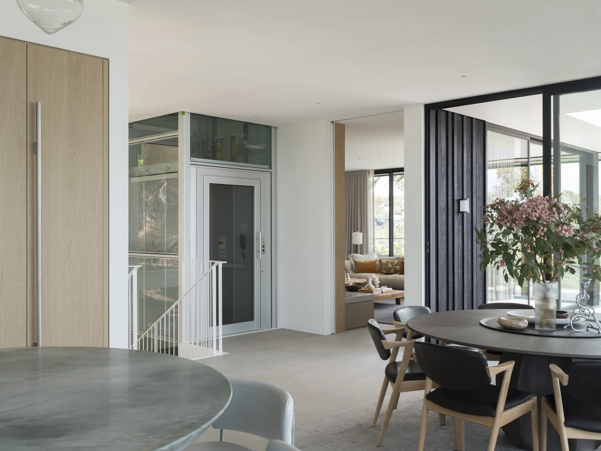 Pacific Tree House, Palm Beach — SJS Interior Design