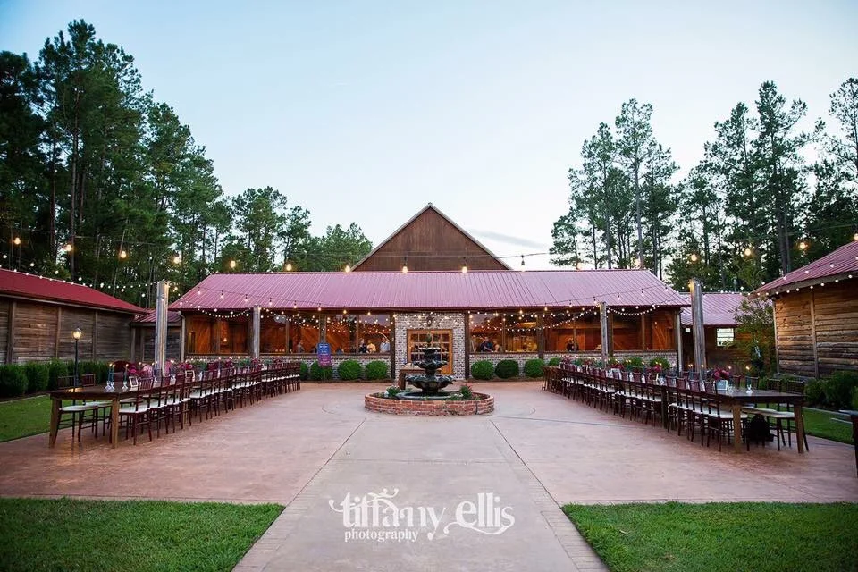 The Courtyard & Pavilion — Hidden Acres Weddings