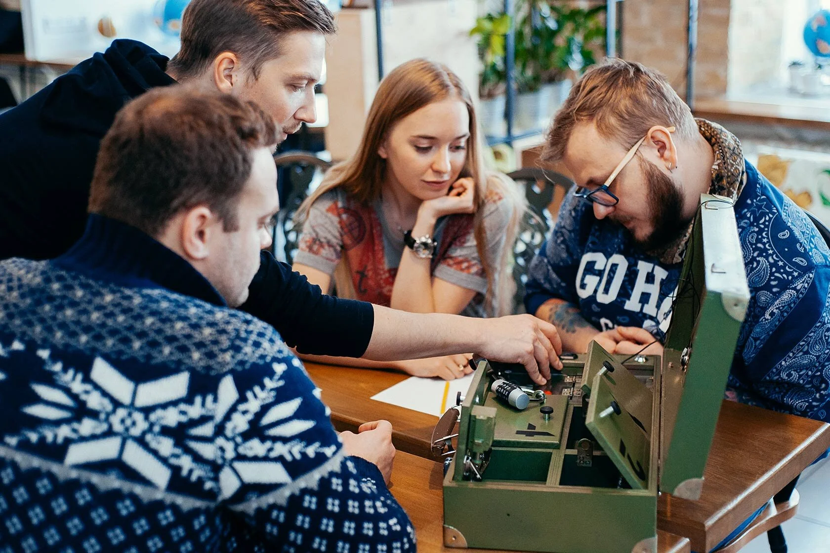 Flee Escape Rooms & Virtual Reality Centers | Bellevue & Redmond