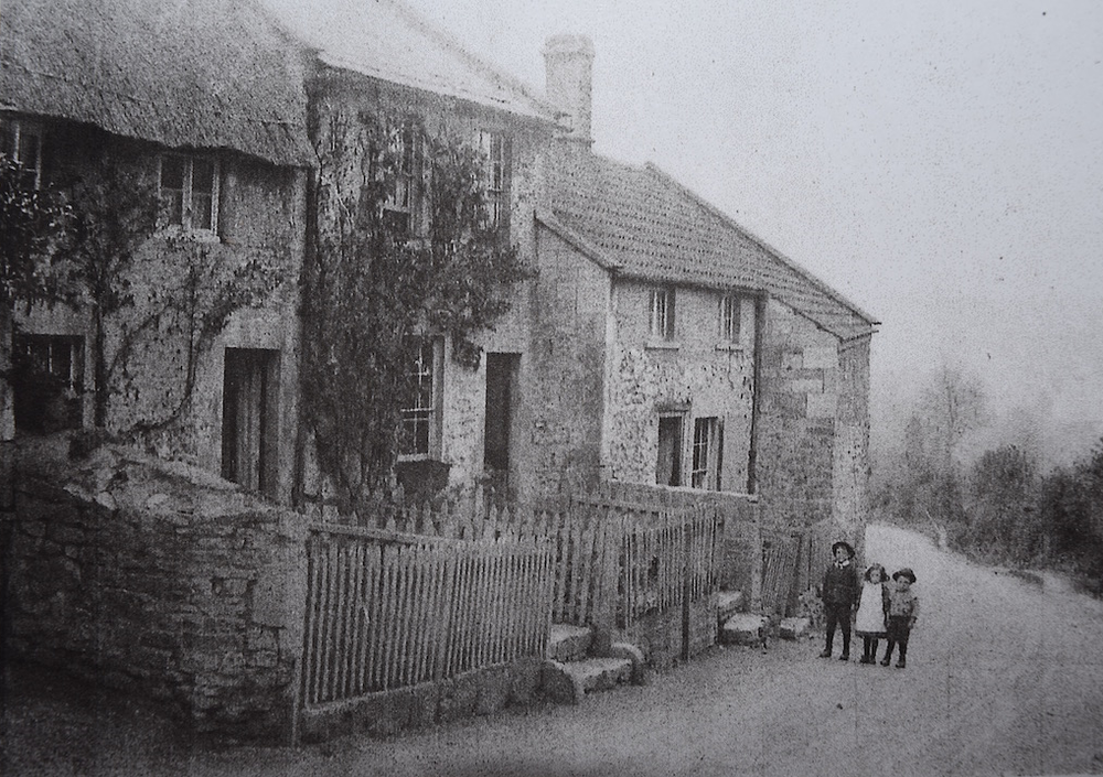 History — White Hart Cottage