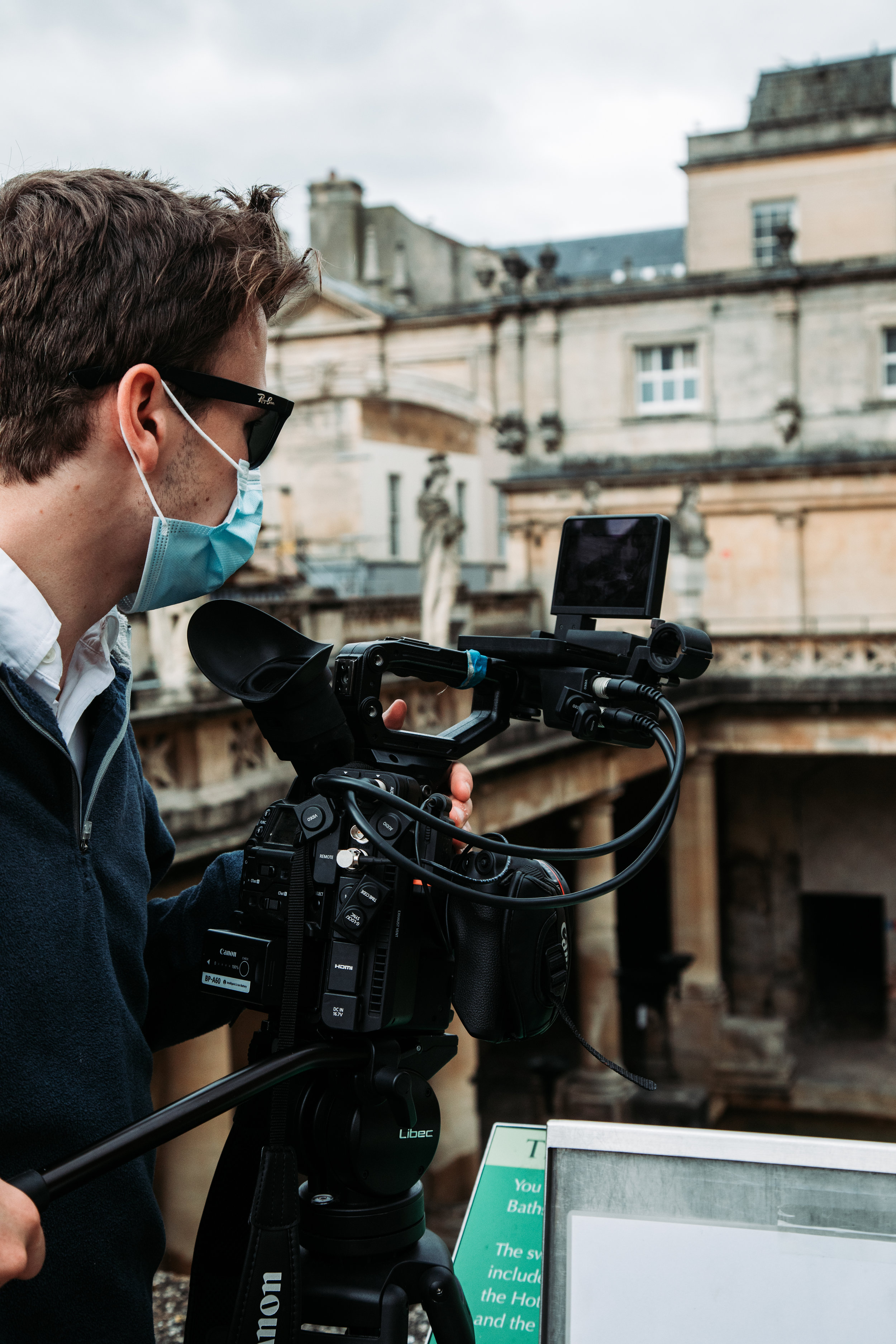 The advice centre — Extra People