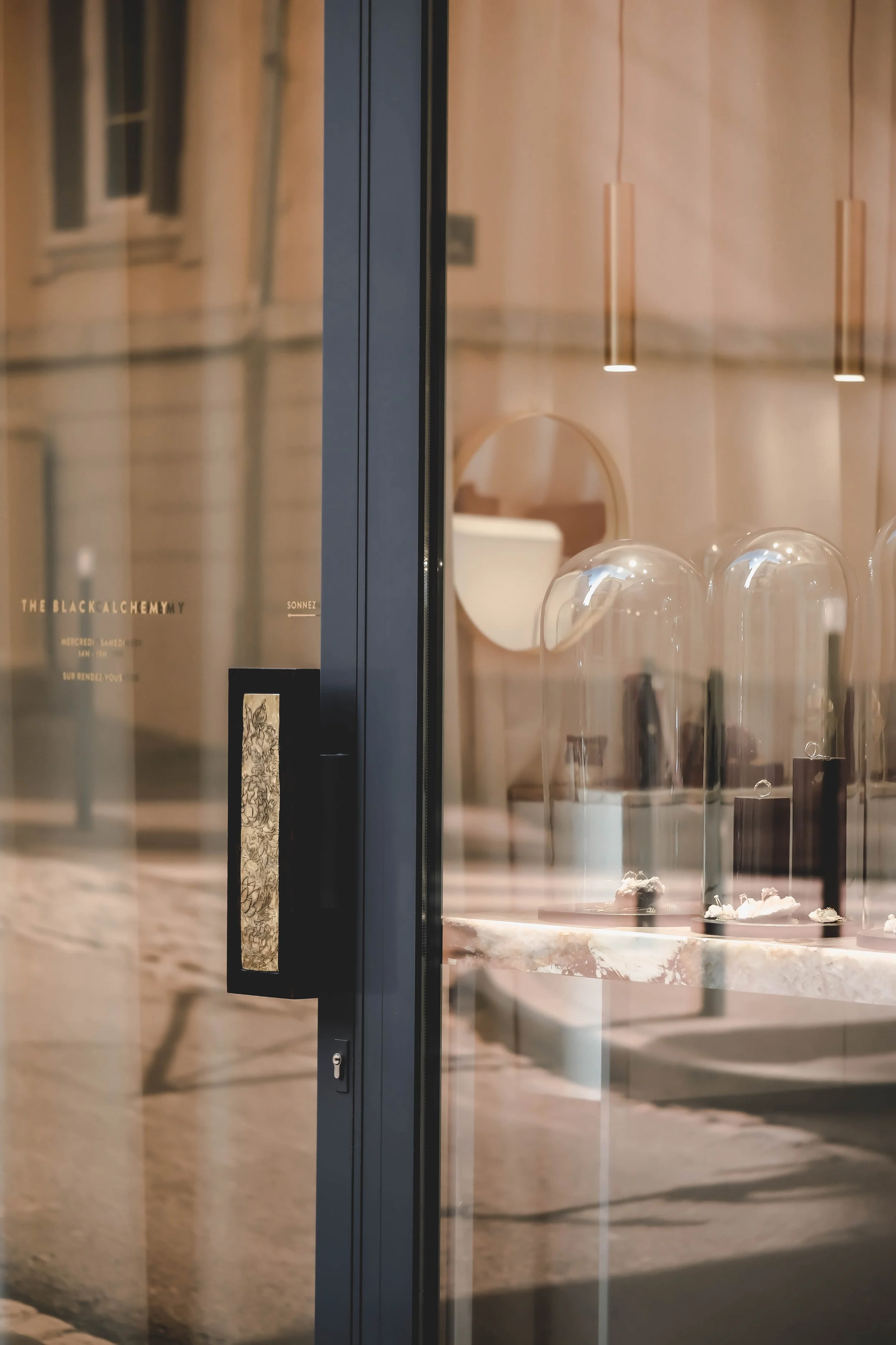 Joaillerie fine et sculpturale — The Black Alchemy