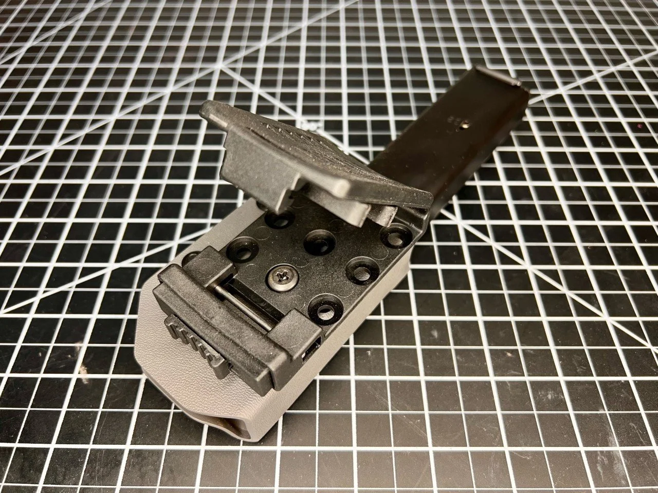 PCC Colt AR-15 style 9mm SMG carbine Magazine pouch — Lytton Custom ...