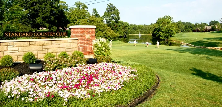 Golf — Standard Club