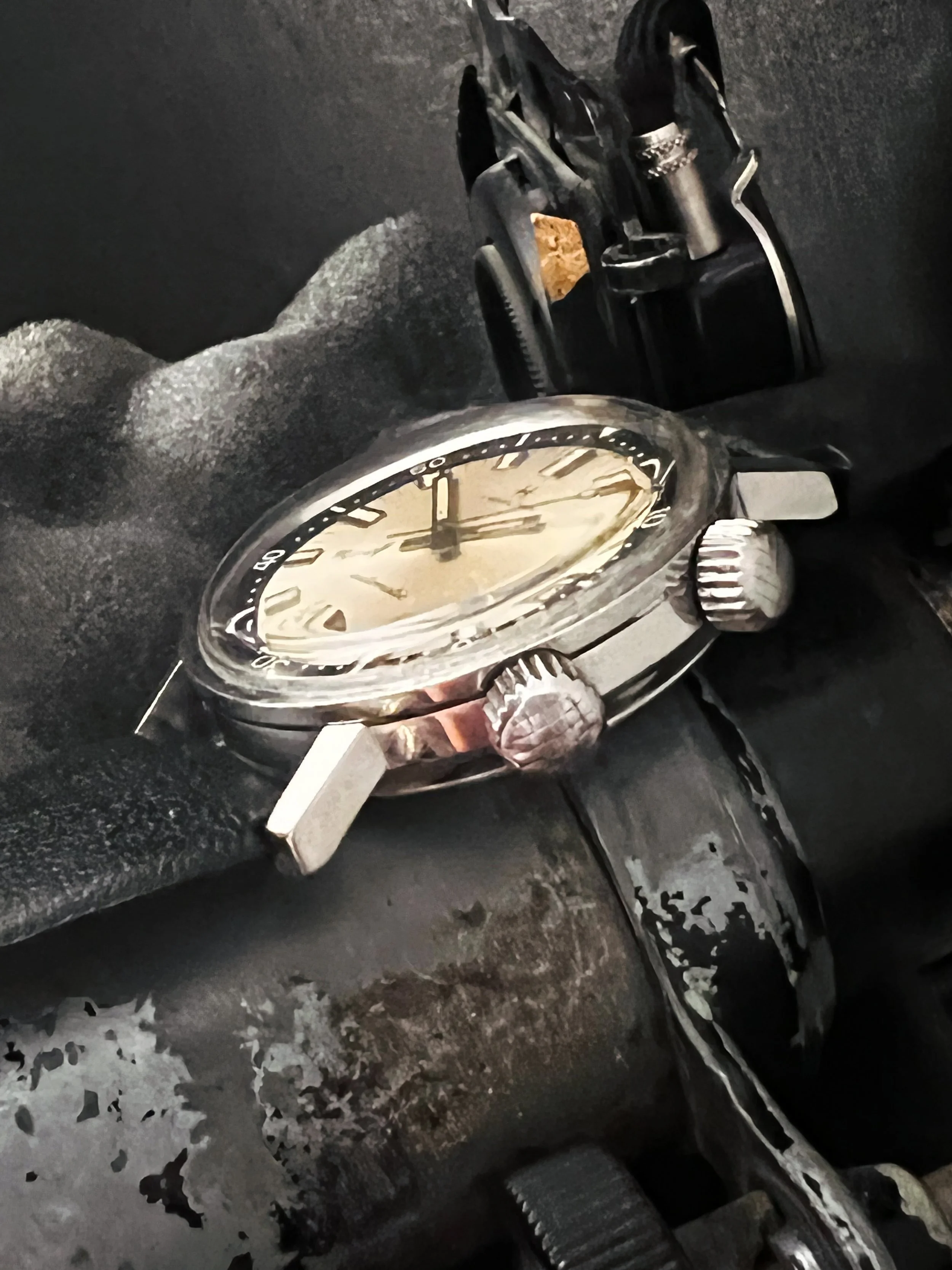 Hamilton Super Compressor 600 — Cool Vintage Watches