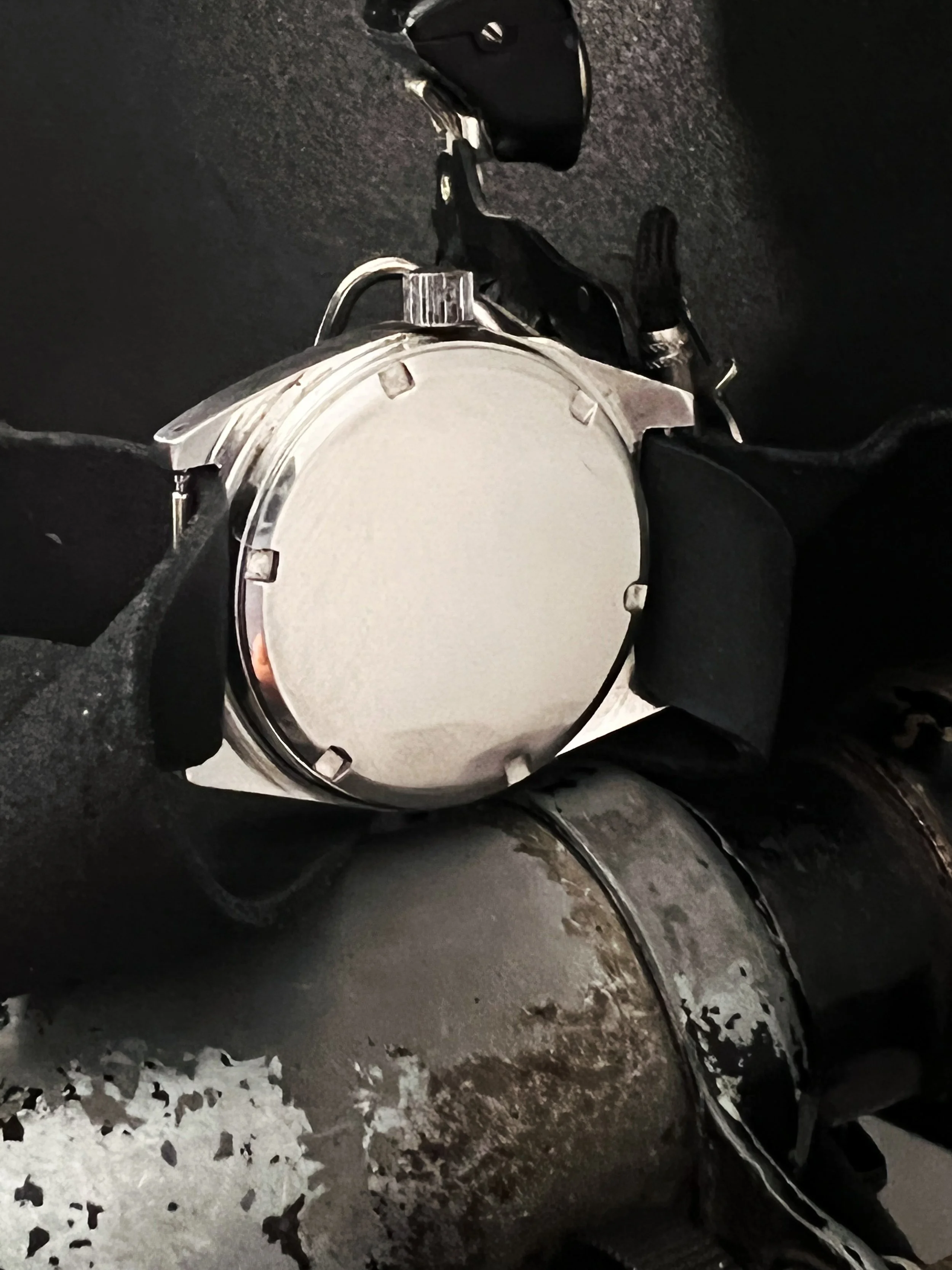 Cool Tissot PR 516 Diver — Cool Vintage Watches