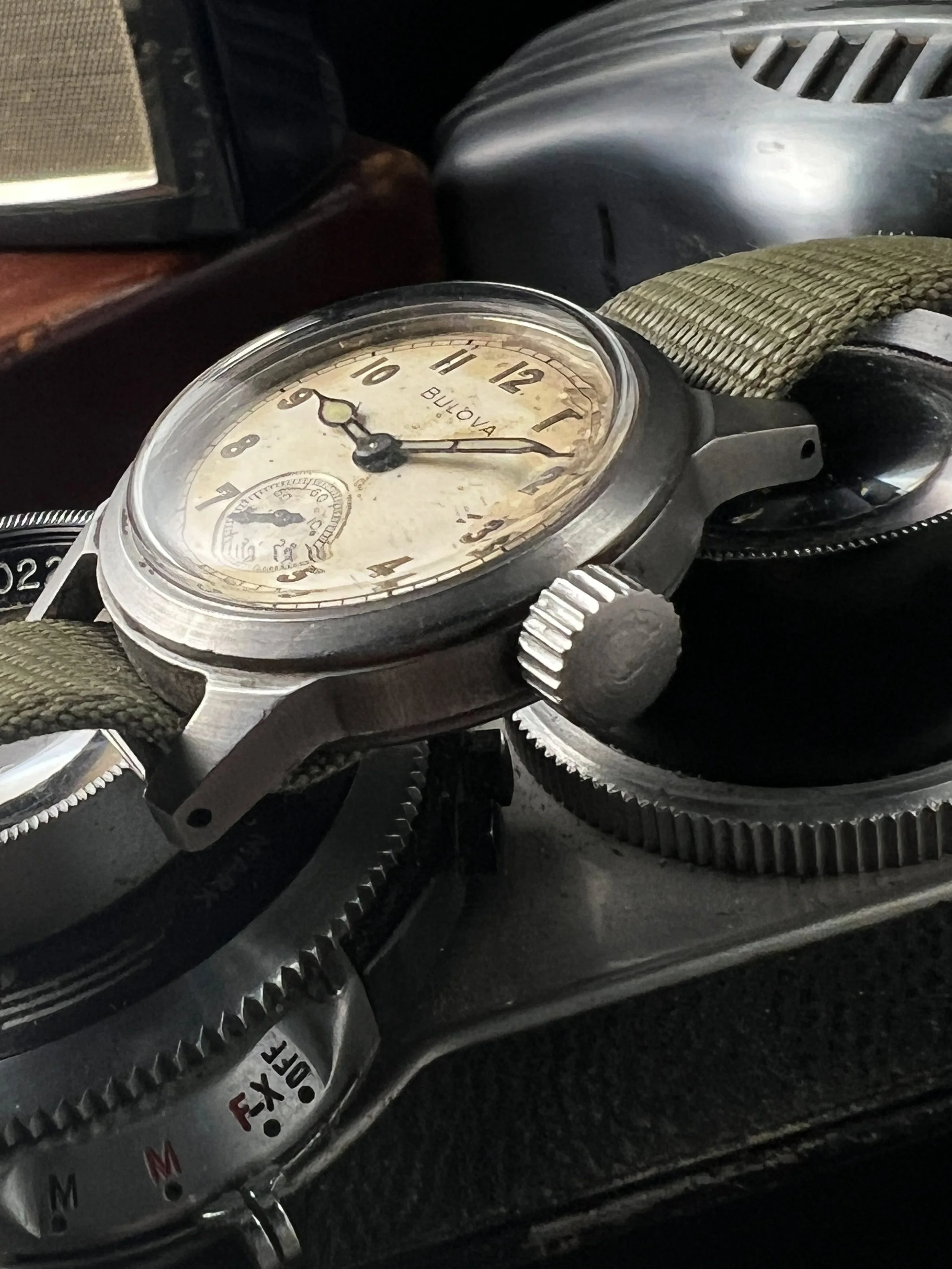 Post WWII Bulova 1917-H Ord US — Cool Vintage Watches