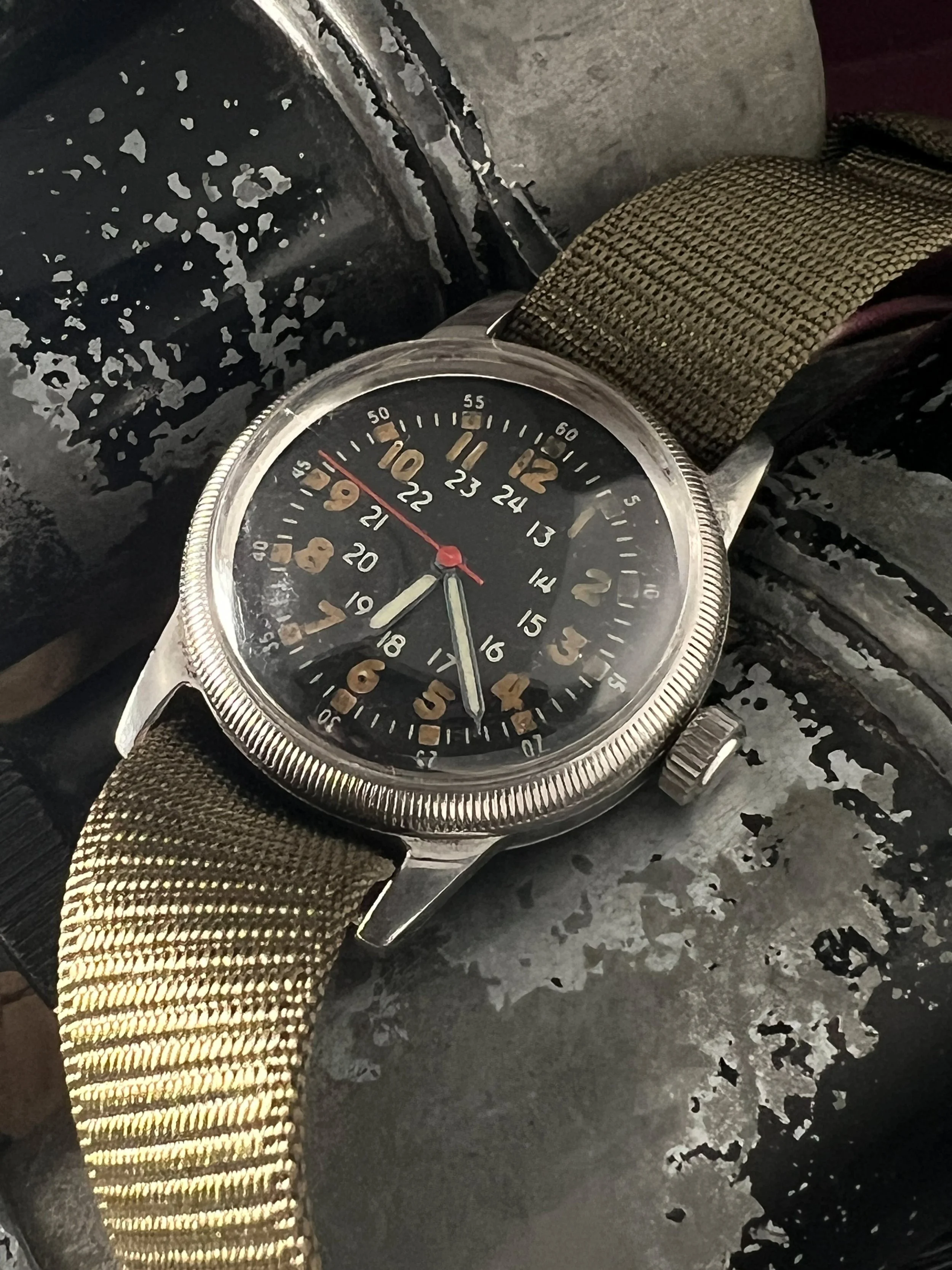 52 Waltham Military A-17 — Cool Vintage Watches