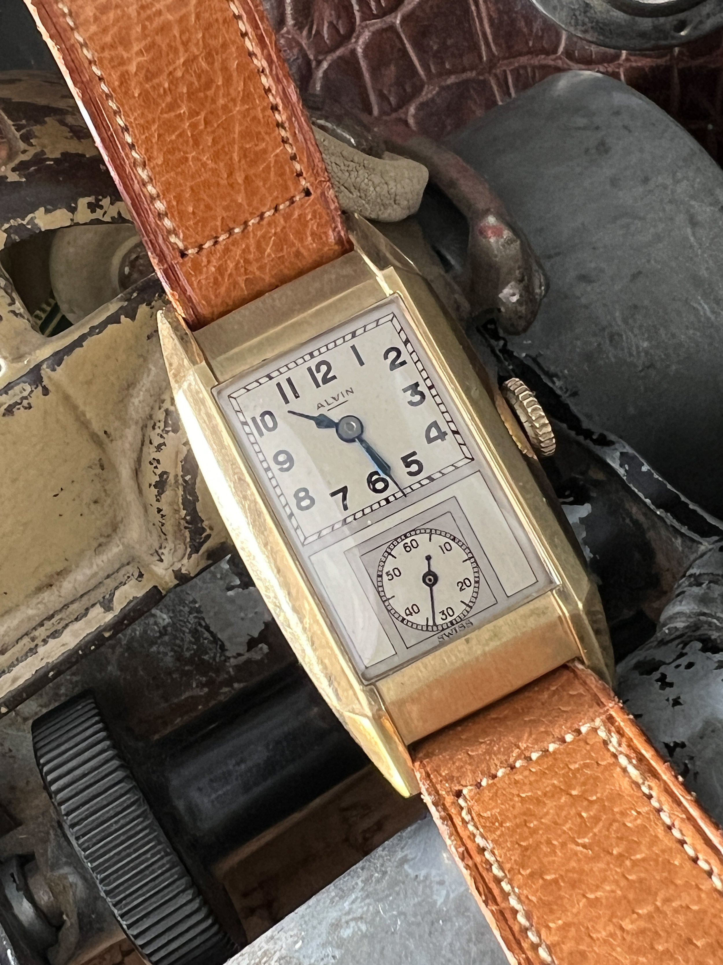 30's Swiss Alvin Dr's Watch — Cool Vintage Watches