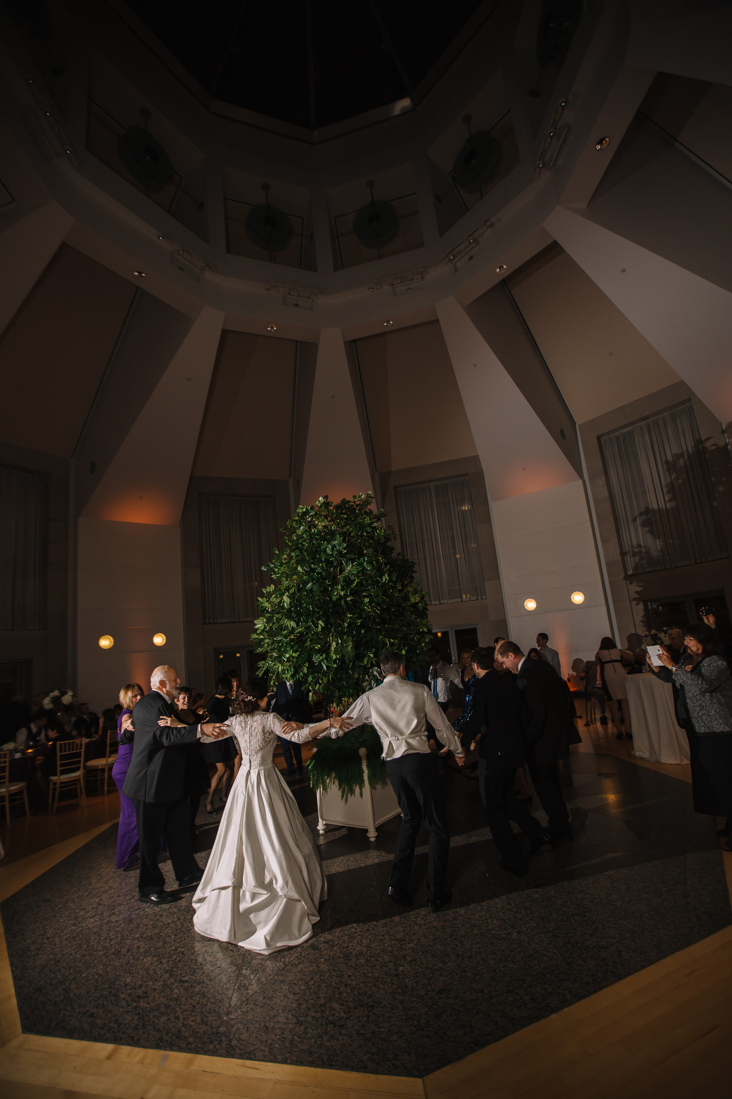 Ashley + William // Ronald Reagan Building Wedding, Washington, DC ...