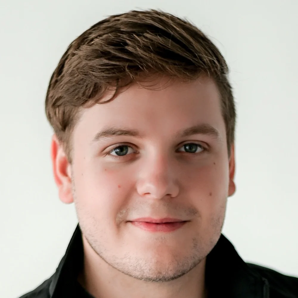 Magic in the Man: Zak Wolff — Middleton Players Theatre