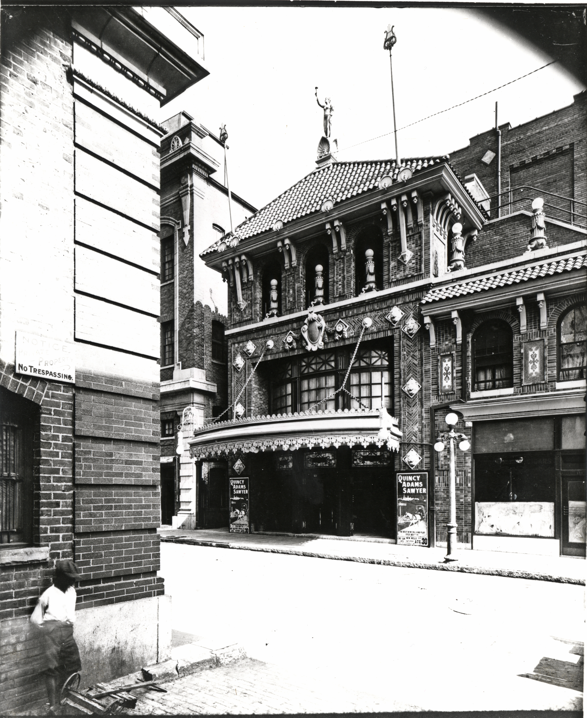 Wells Theatre — Virginia Stage Company