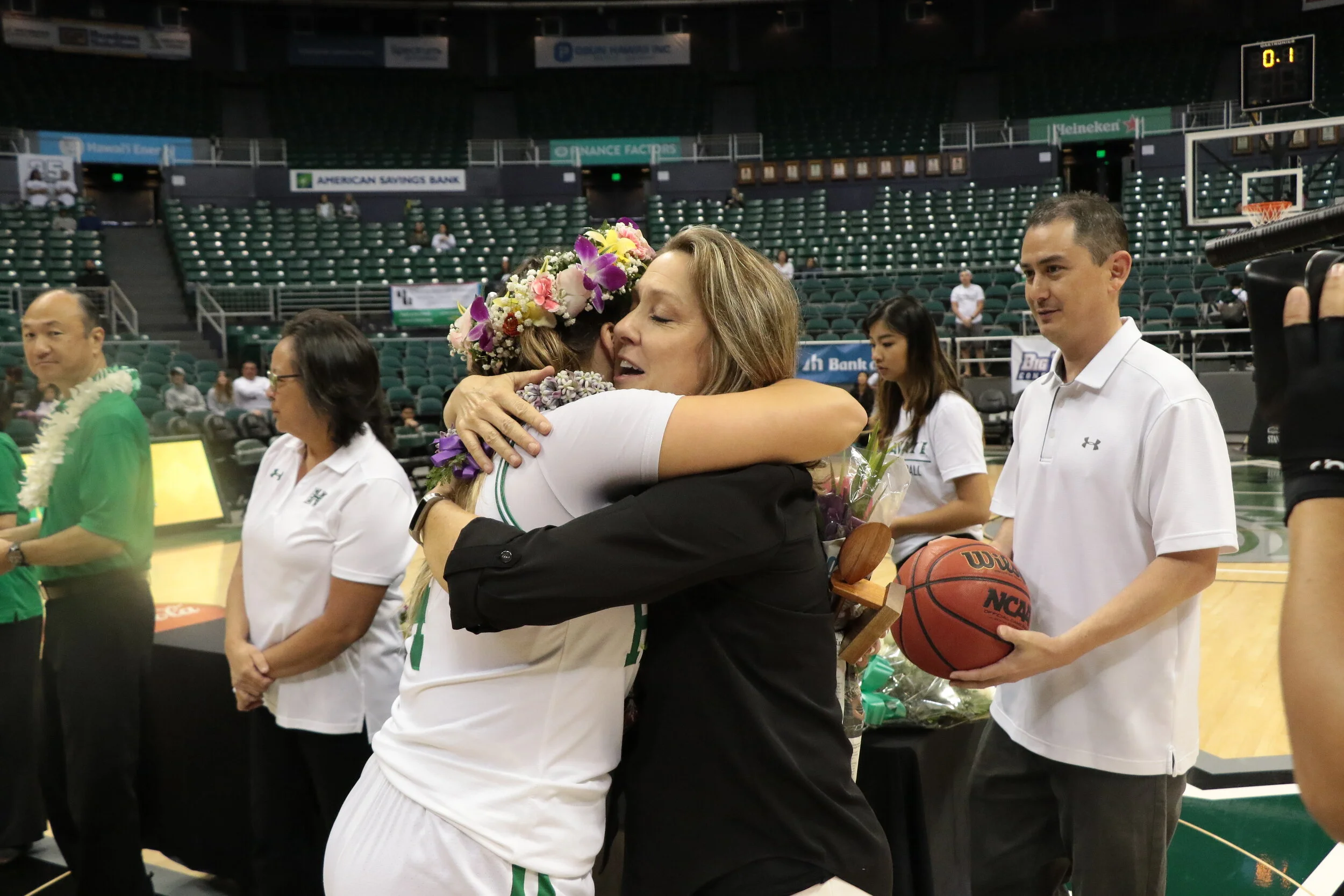 Episode 94 - Coach Laura Beeman of University of Hawaii Women's ...