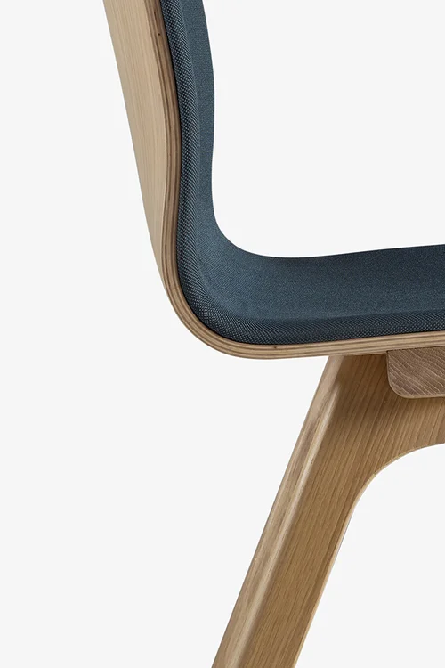 Chevron / Dasras — Guillaume Delvigne