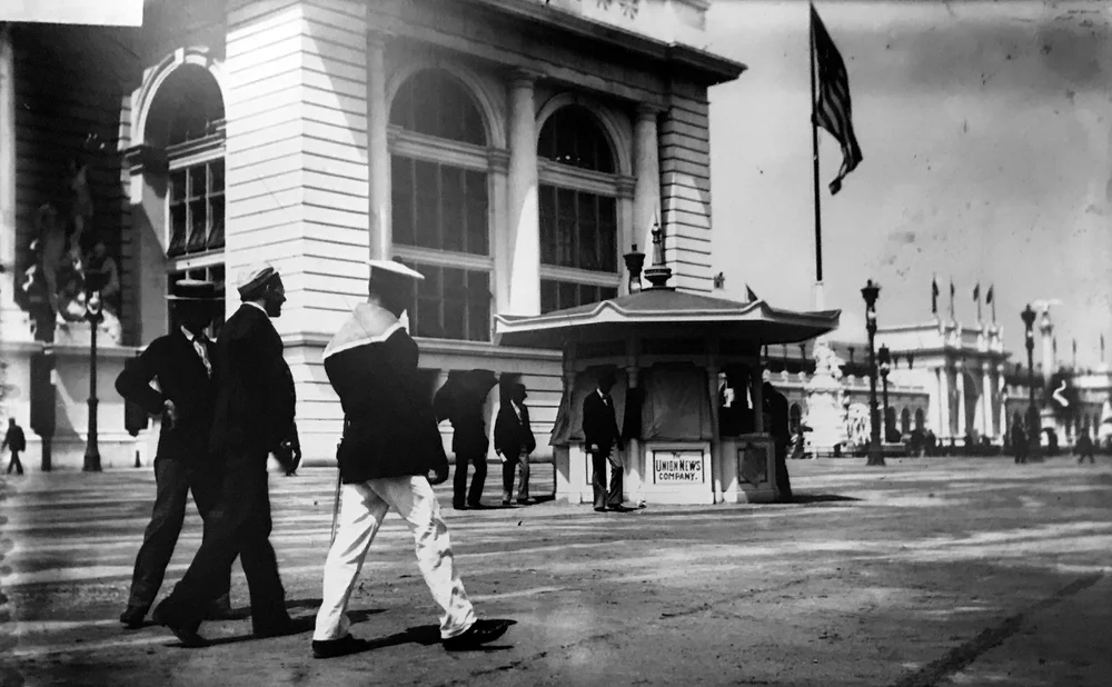 The Union News Company stand — Glessner House