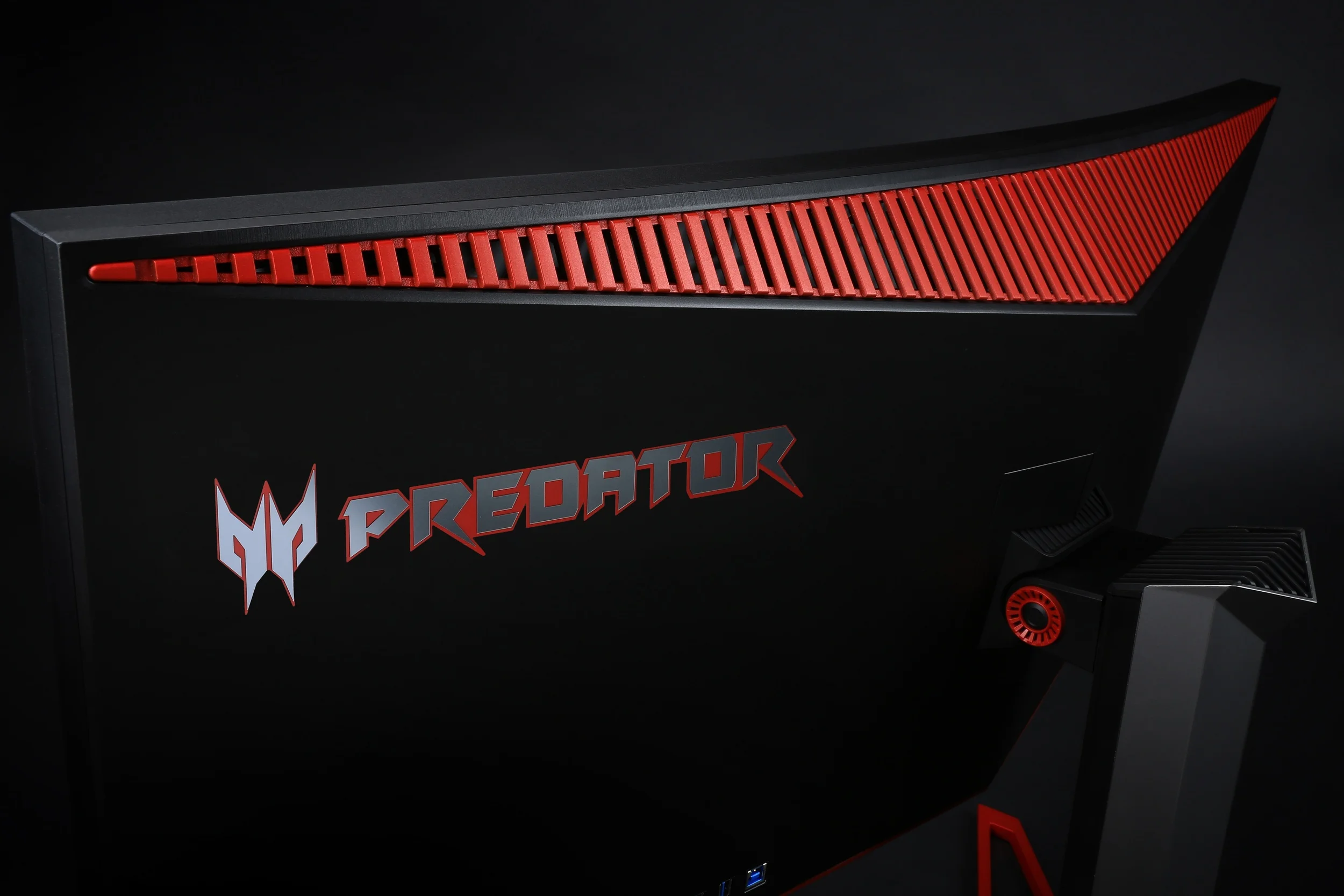 Review — The Blazing Fast Acer Predator Z35 Curved Monitor — GameTyrant