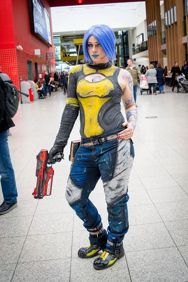 Gorgeous BORDERLANDS 2 Maya Cosplay — GameTyrant