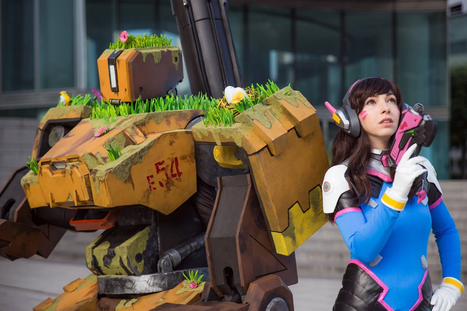 Guy Pulls Off Awesome OVERWATCH Cosplay — GameTyrant