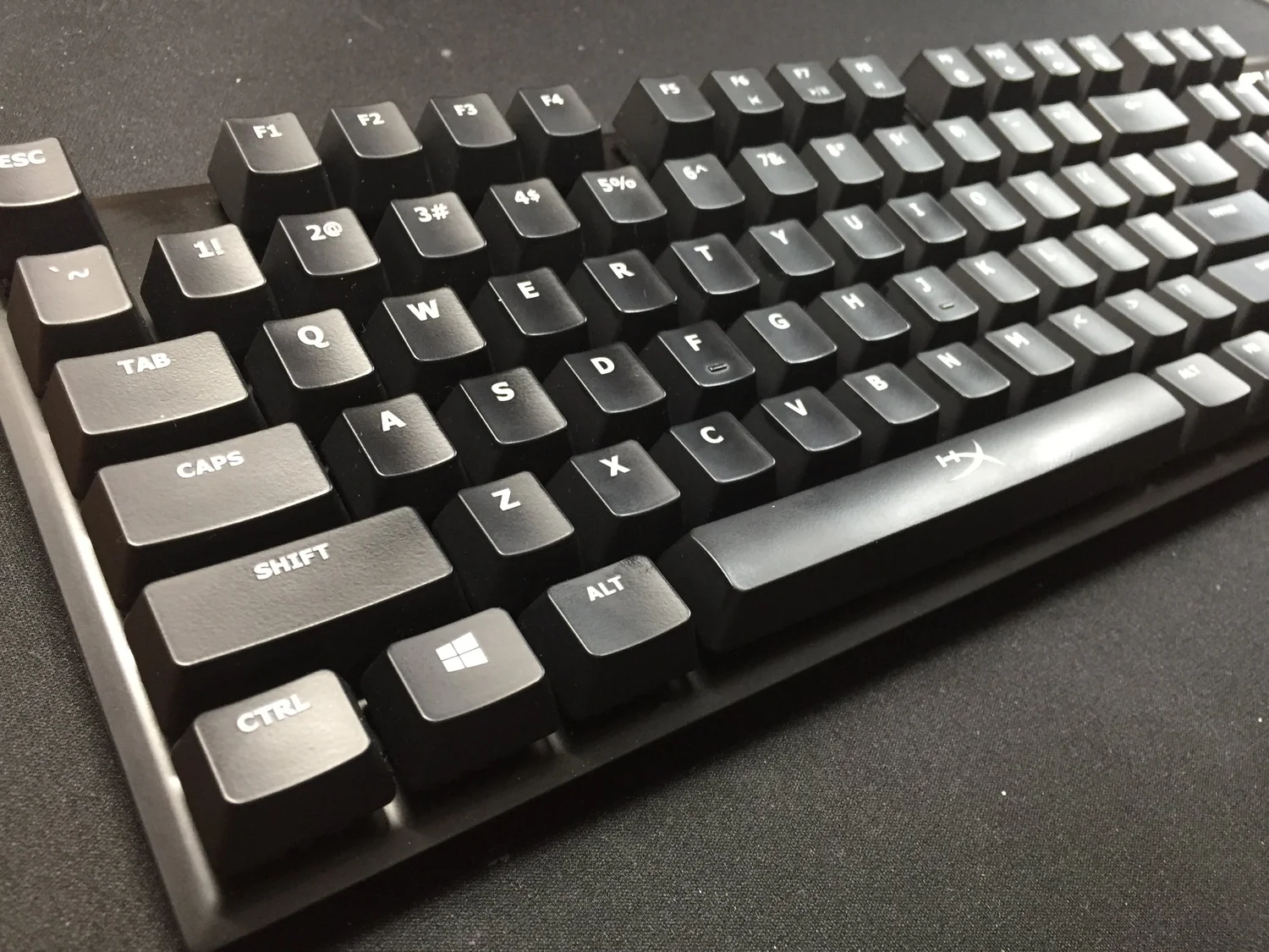 REVIEW - Hyper X Alloy Mechanical Keyboard — GameTyrant