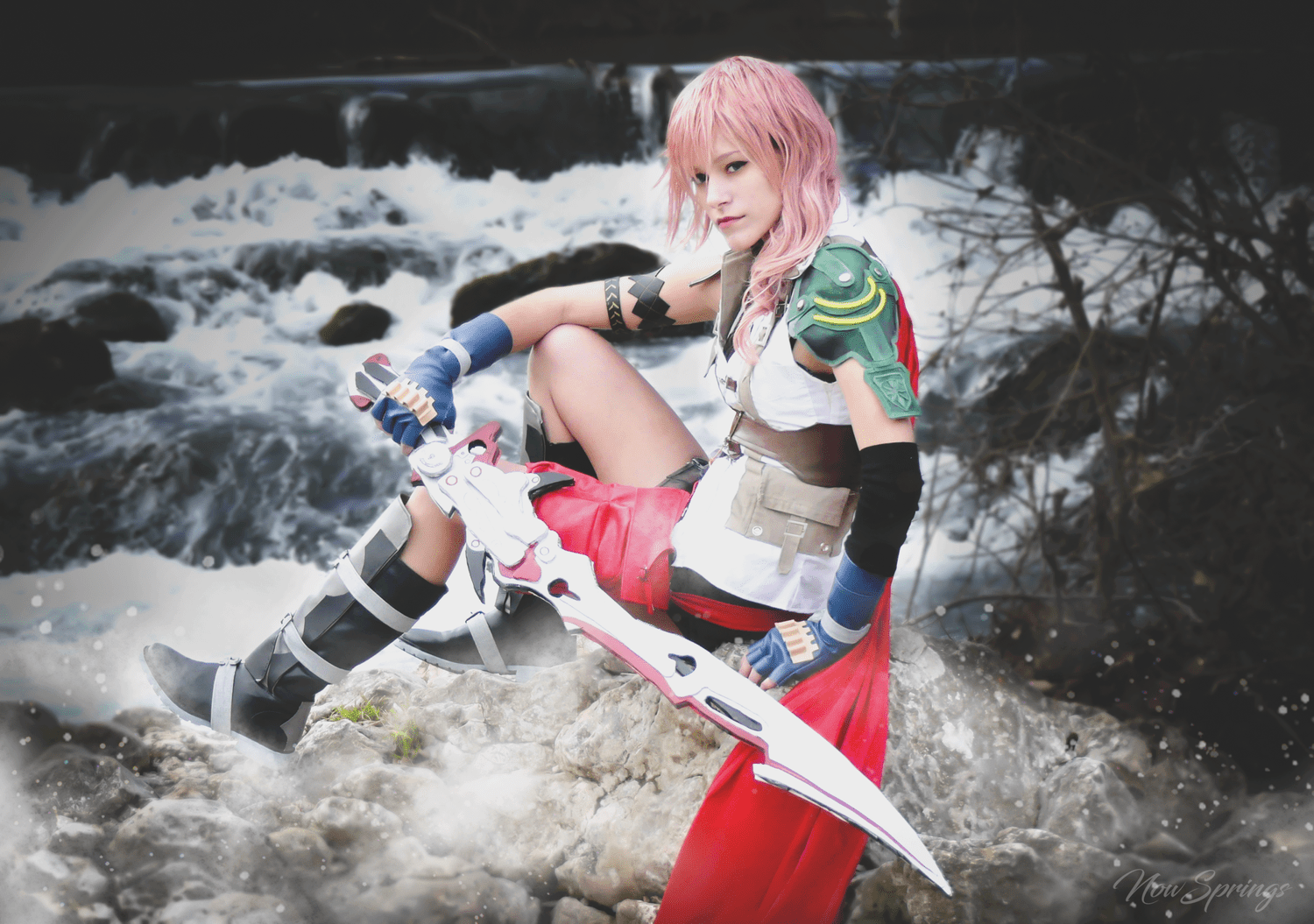 Check Out This Shockingly Good FINAL FANTASY XIII Lightning Cosplay ...