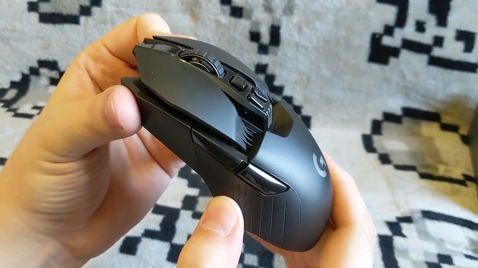 Logitech G903 W/Hero Sensor Review: One Of The Best Gaming Mice Has ...