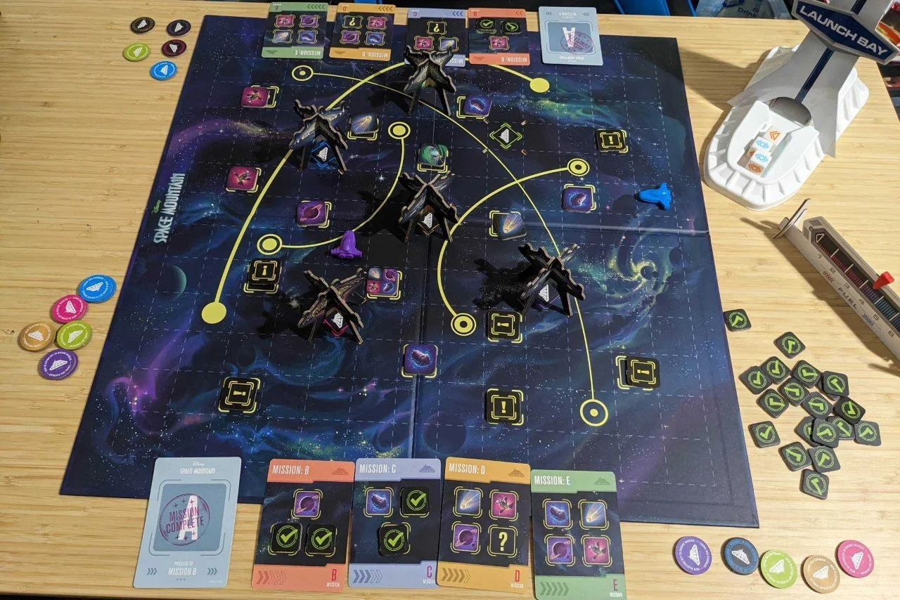 SPACE MOUNTAIN: ALL SYSTEMS GO Board Game Review - May Luck Guide You Home — GameTyrant