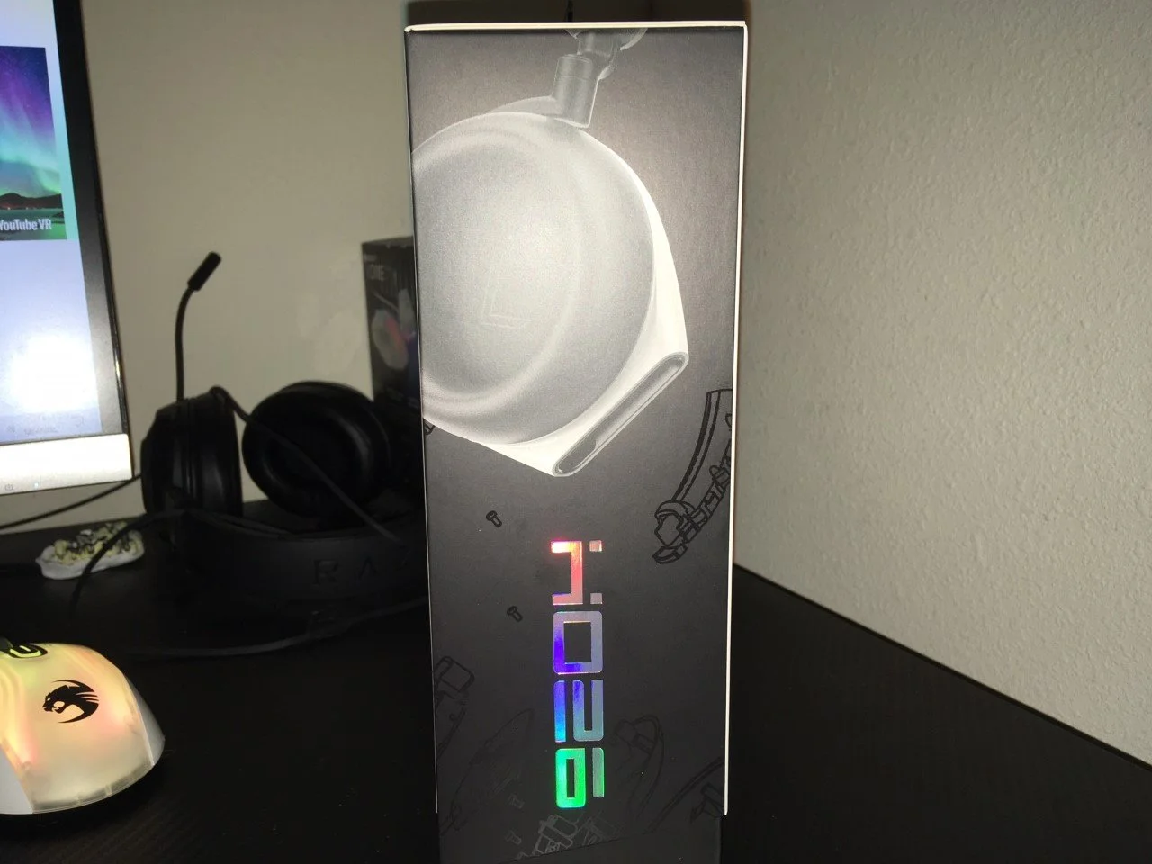 Alienware 920H Wireless Headset Review: Otherworldly Design Meets ...