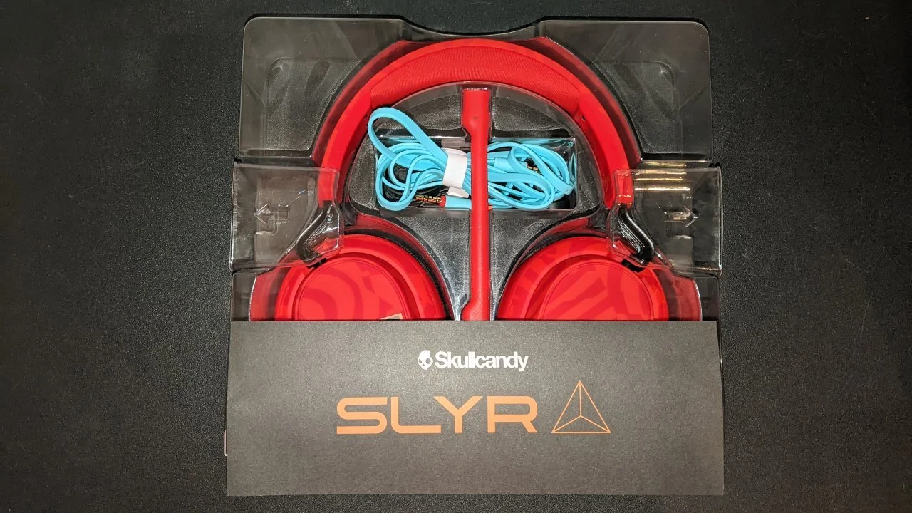 SKULLCANDY x DORITOS SLYR Headset And DIME 2 TRUE Review: Hear The ...