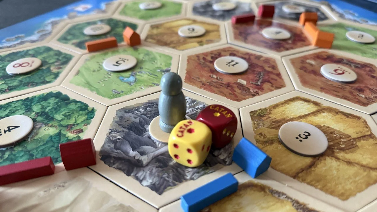 CATAN 6th Edition Review: The Classics Get Classic-er — GameTyrant