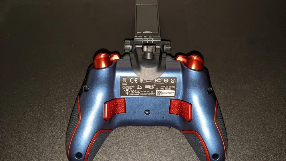 Recon Cloud Hybrid Controller Review: Play On Your Phone Like Its A ...