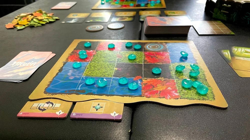 MYCELIA Board Game Review: A Deck Building Masterpiece — GameTyrant