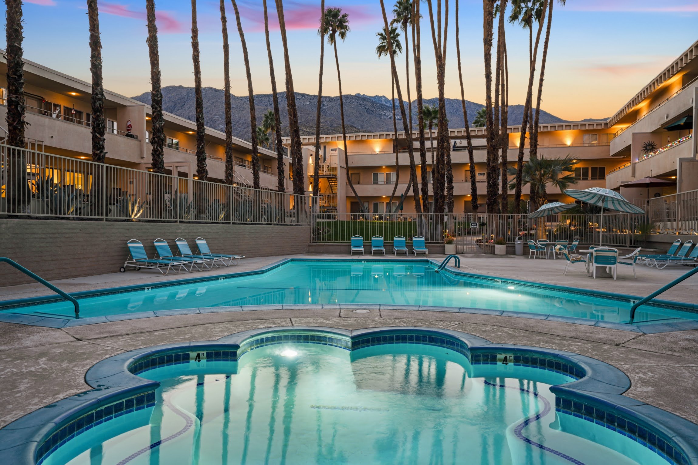 Poolside Realty