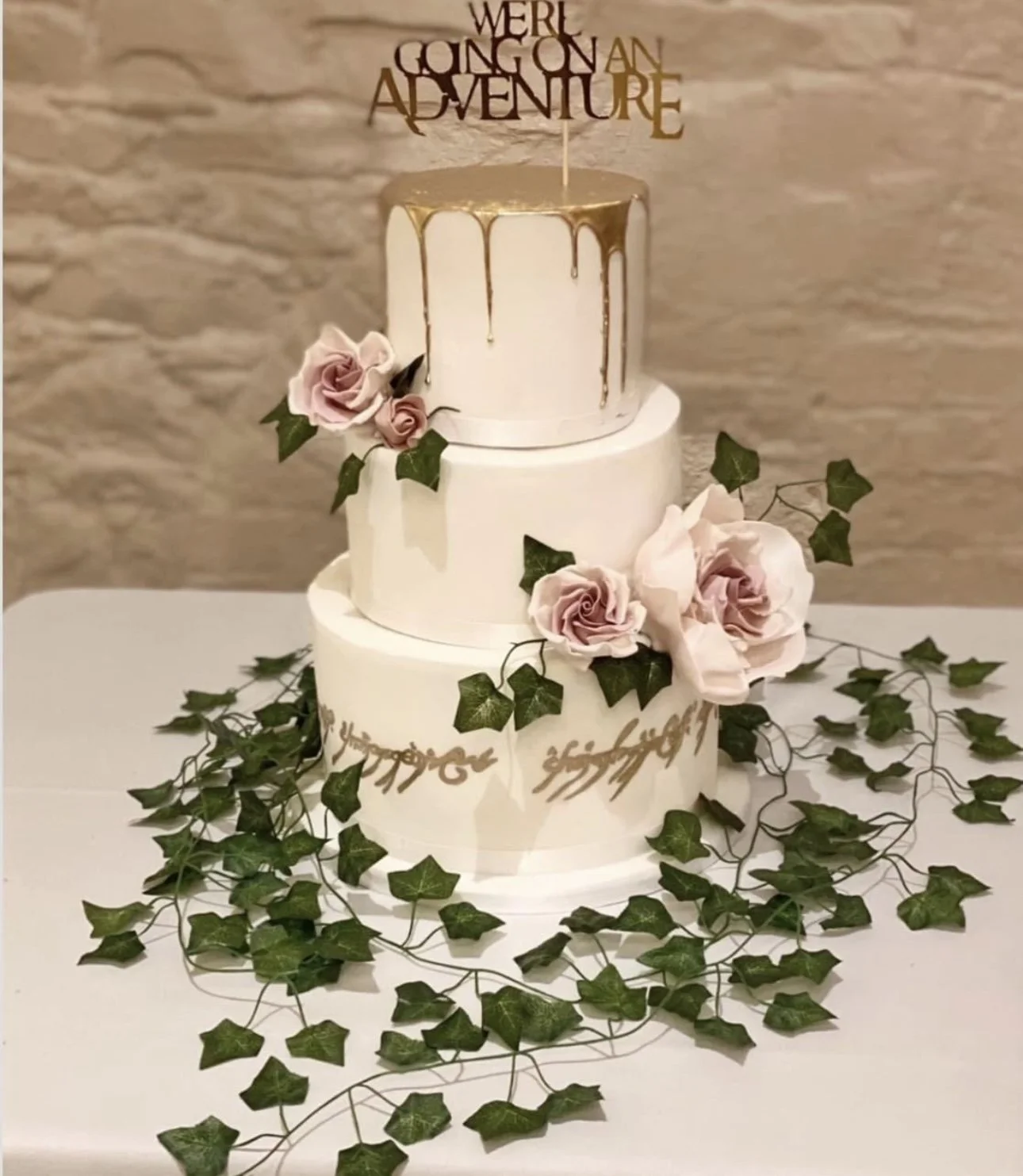 LORD OF THE RINGS THEMED WEDDING CAKE — SUGAR FLOWER CAKE COMPANY ...